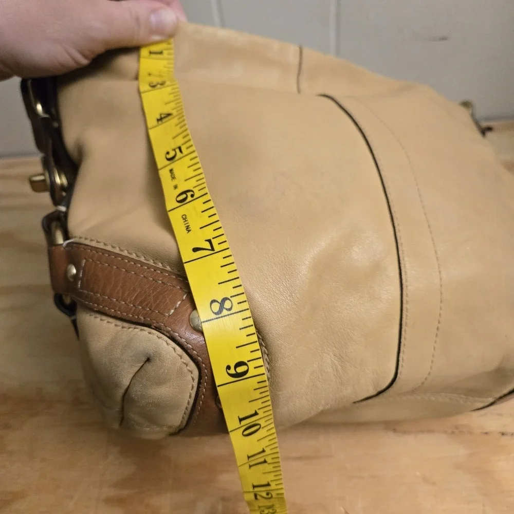 Coach | Bags | Vintage Coach Carly Leather Shoulder Bag 615 Camel Brown ...